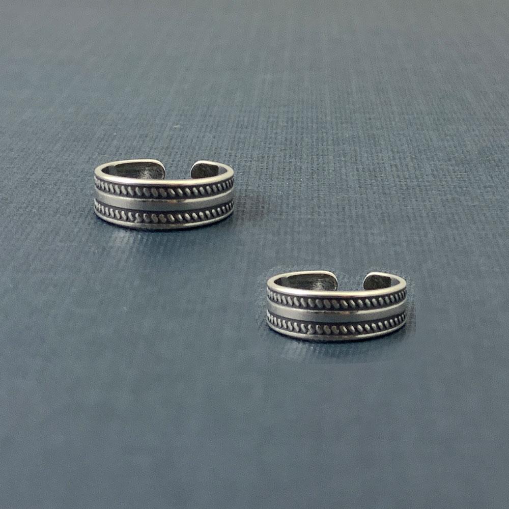 Twining Ropes Silver Toe Ring Set